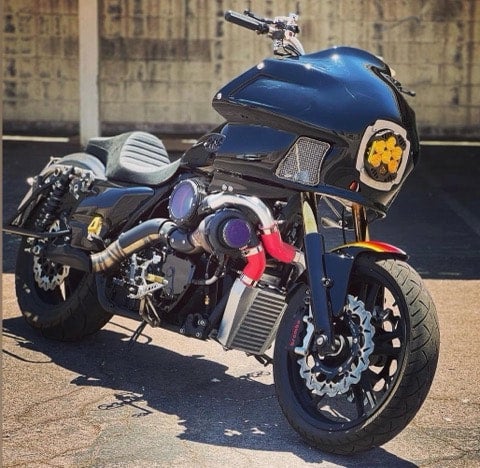 PERFORMANCE HARLEY BAGGER | CMP MOTORCYCLES